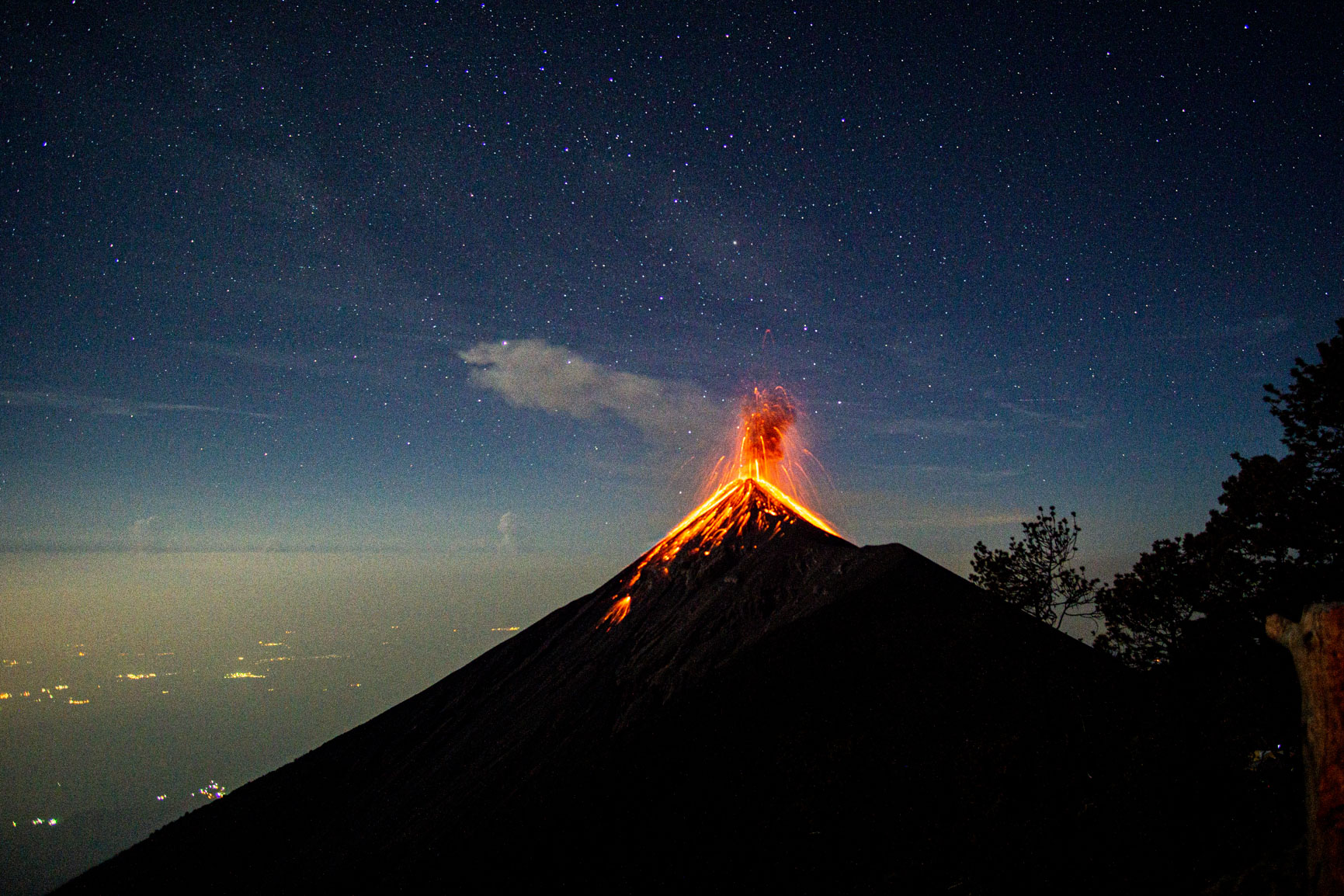 Masaya Volcano - follow the sun
